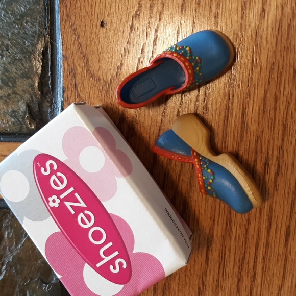 Hasbro shoezies | Other | Hasbro Shoezies | Poshmark